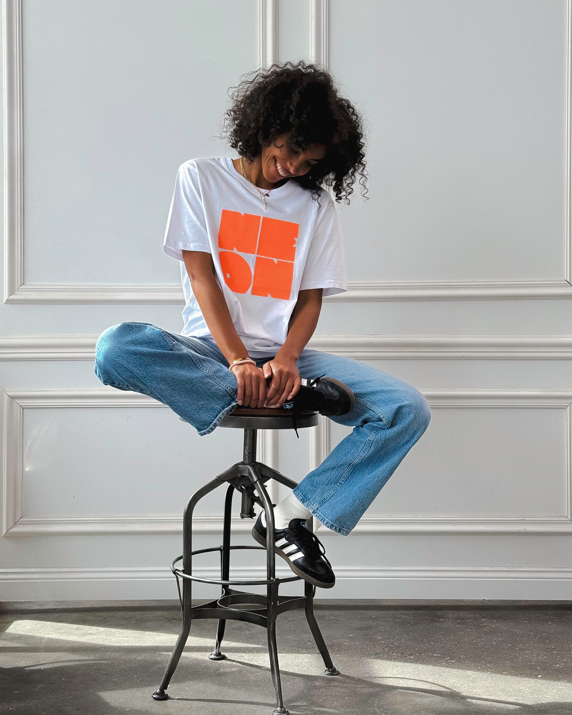 NEON SQUARE T-Shirt – Kiss My Neon
