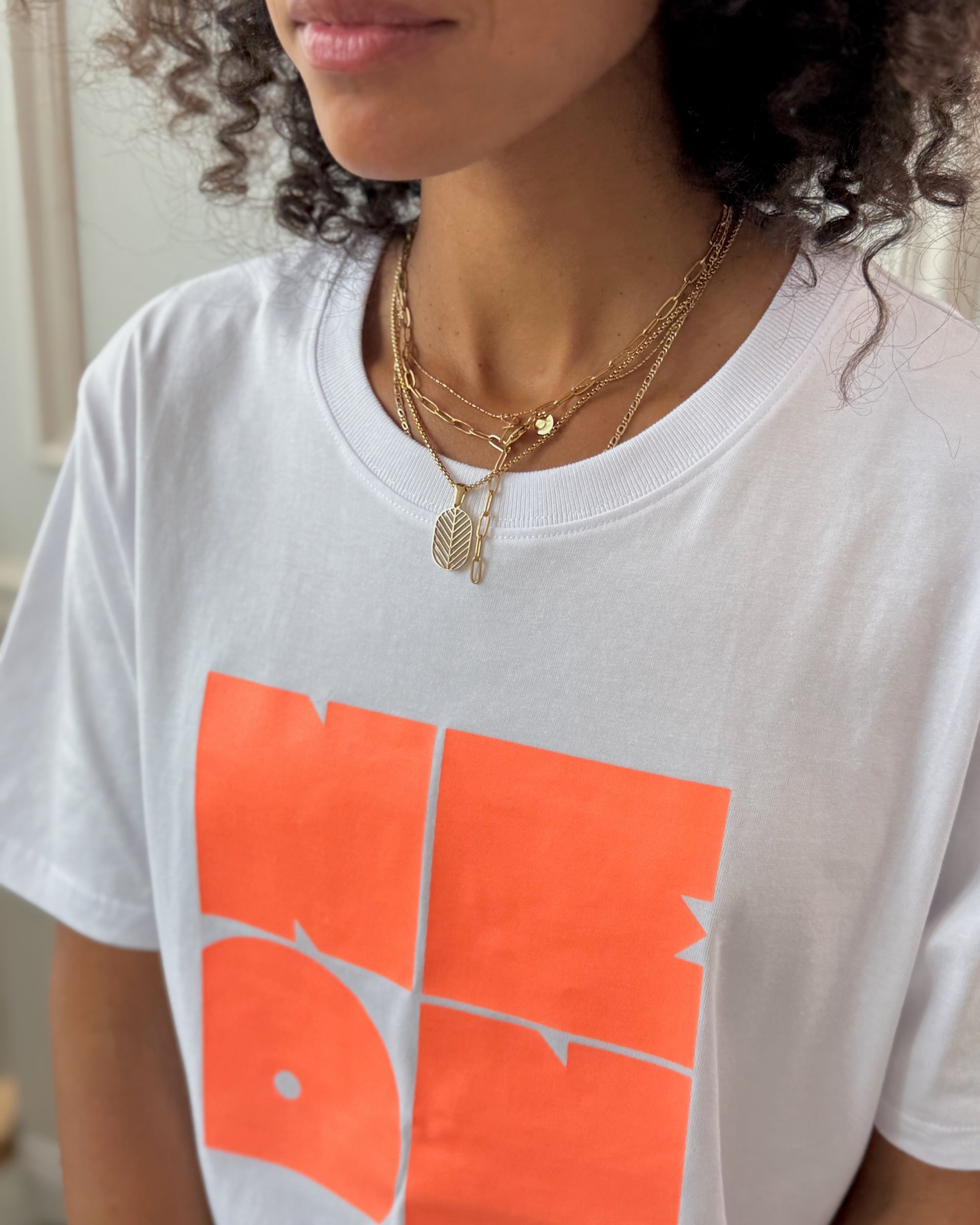 NEON SQUARE T-Shirt – Kiss My Neon